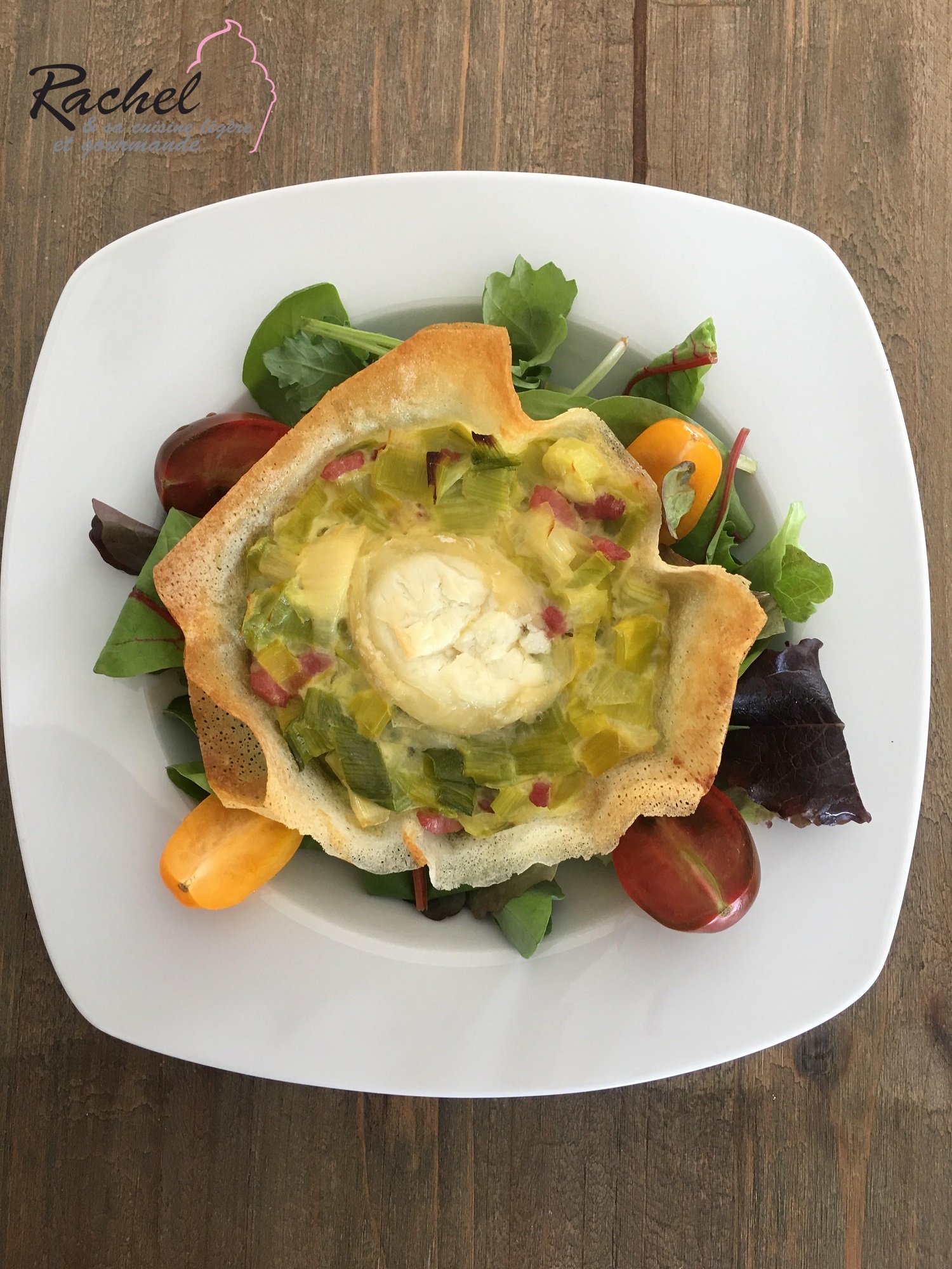 Tarte légère poireaux bacon avec des feuilles de bricks - Rachel Cuisine