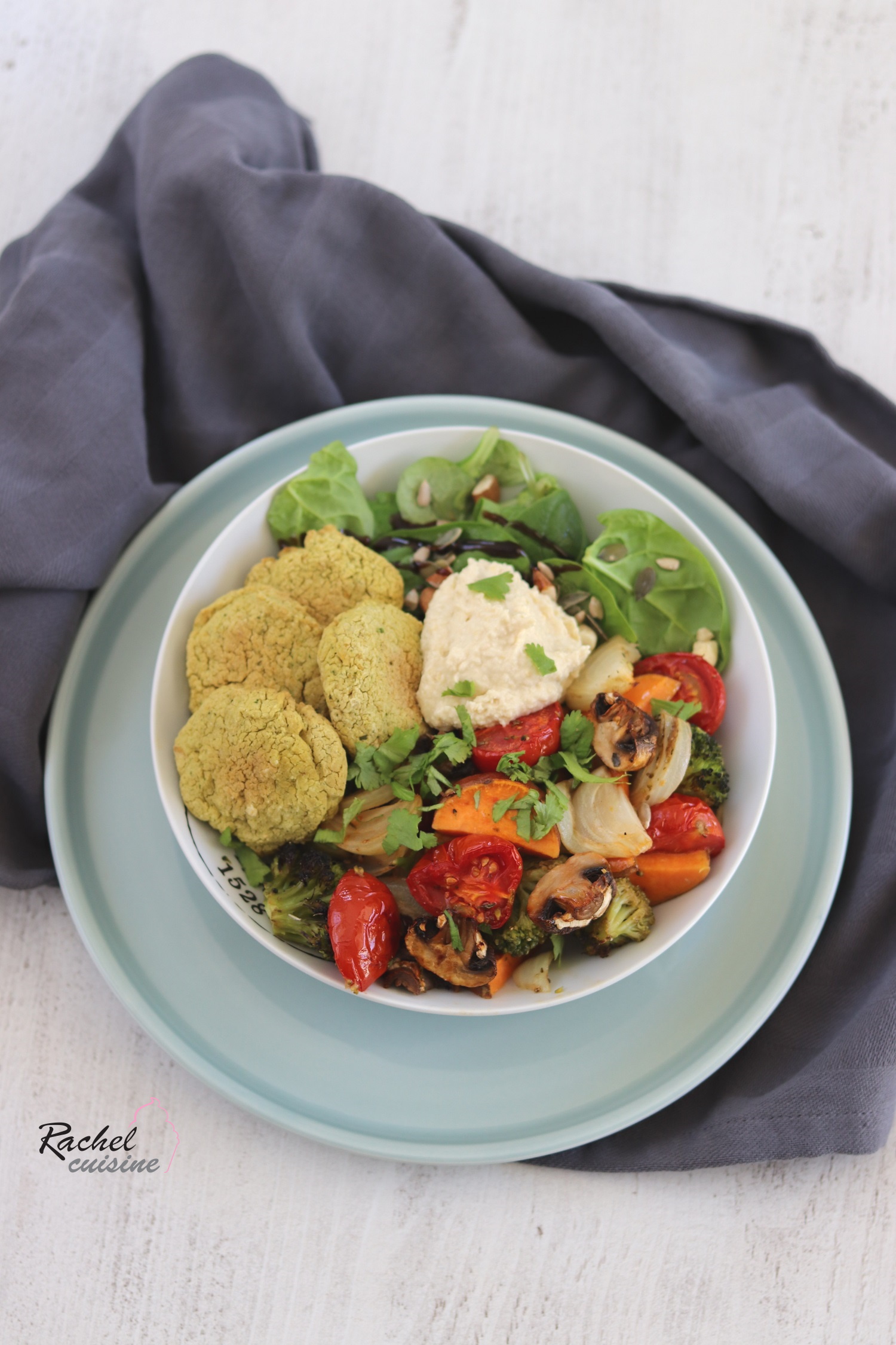 Assiette complète : Légumes au four, falafel, houmous - Rachel Cuisine