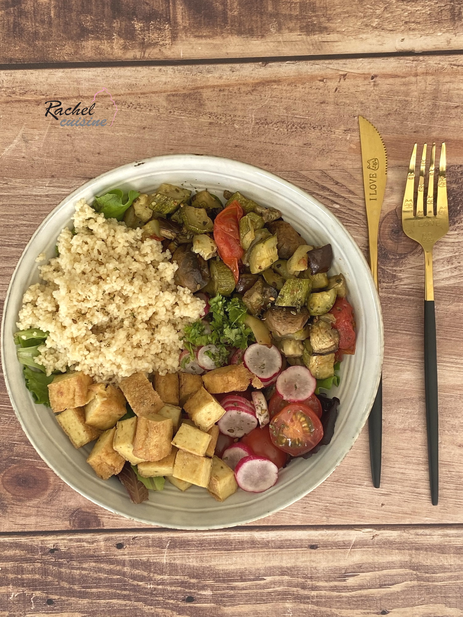 Assiette complète légumes au four, semoule et tofu - Rachel Cuisine
